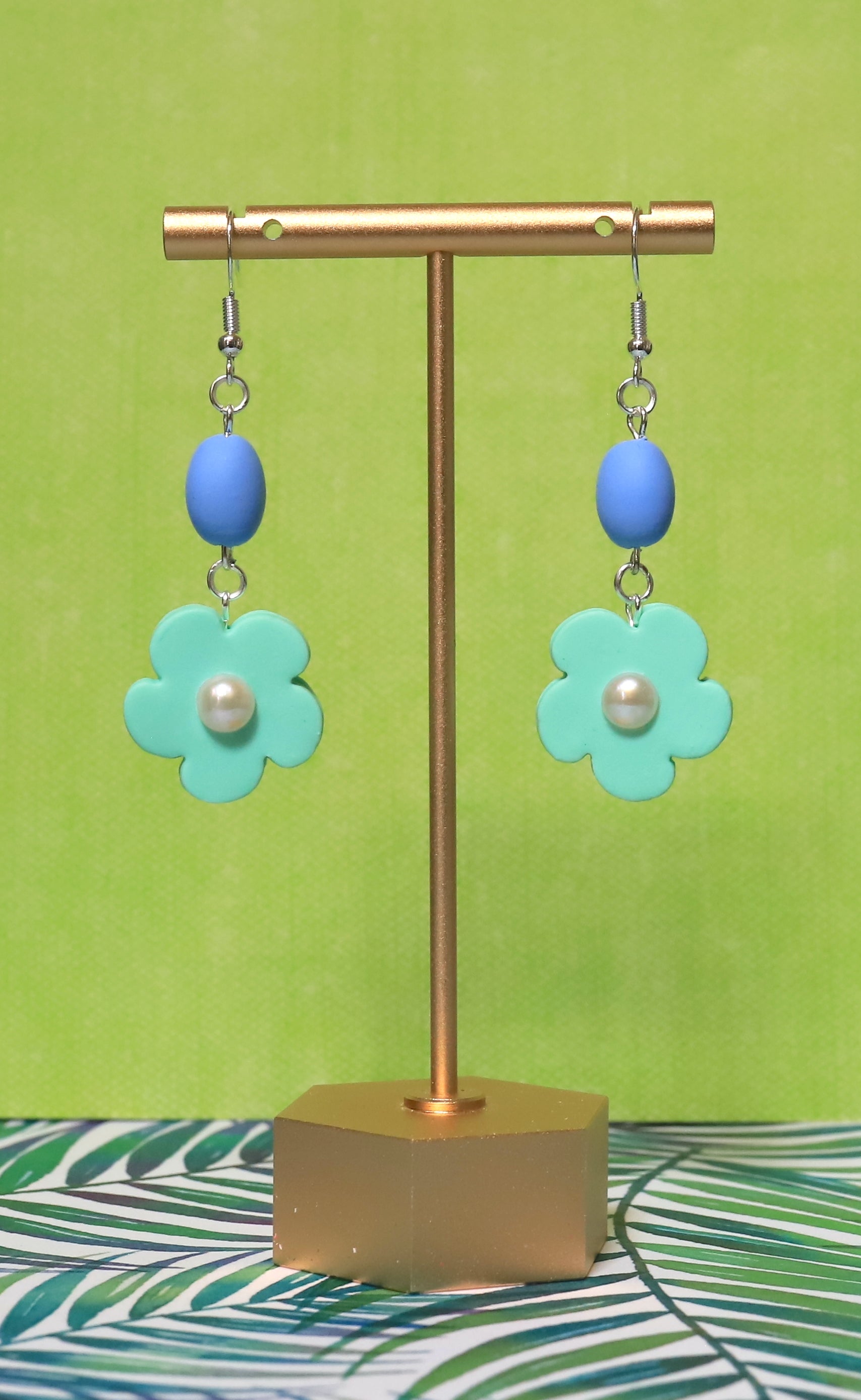 Palawan Kalachuchi (mint/periwinkle) – Pinwheel Clay